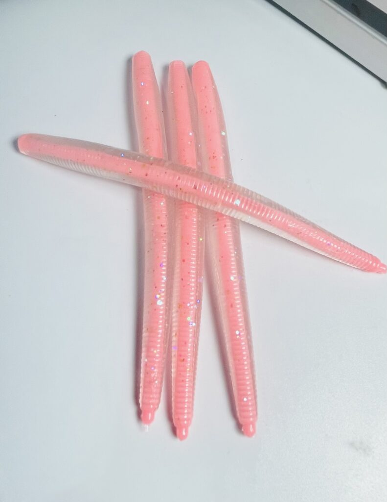 5 in core shot senko /silver and bublegum | JBS Custom Baits
